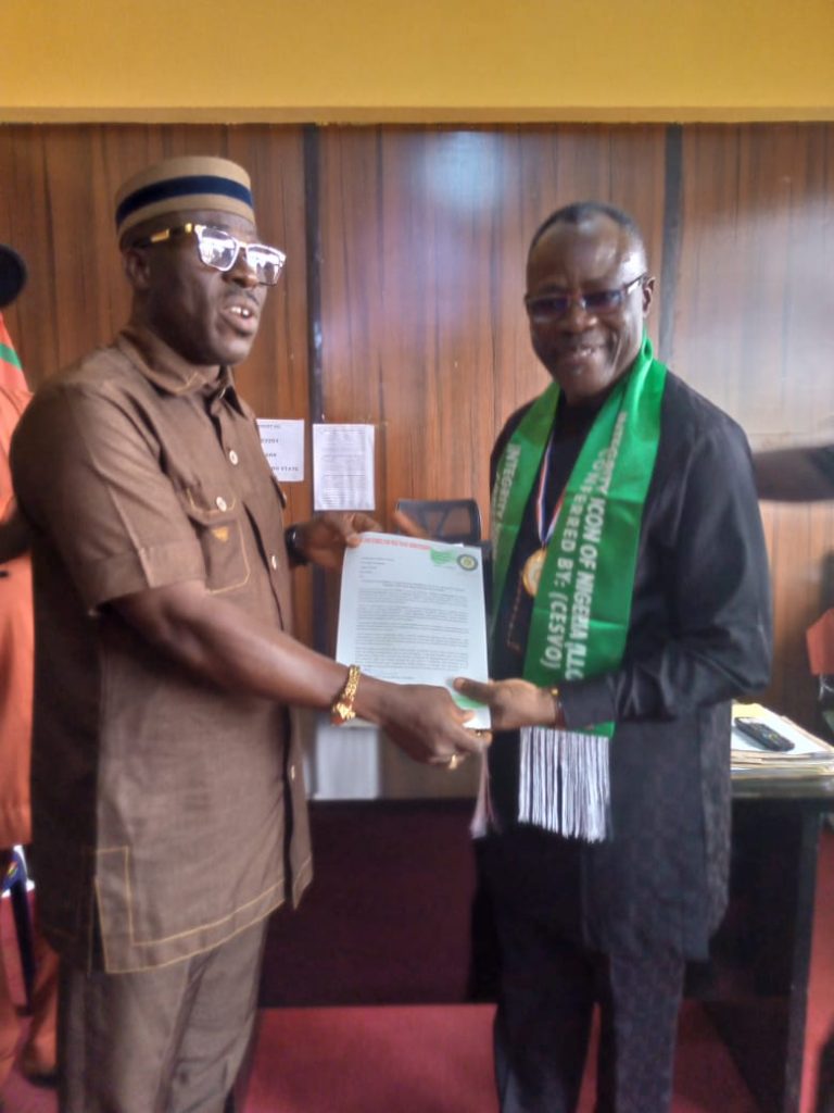 Edo LP Chairman , Kelly Ogbaloi Honoured With Award Of Conduct ...