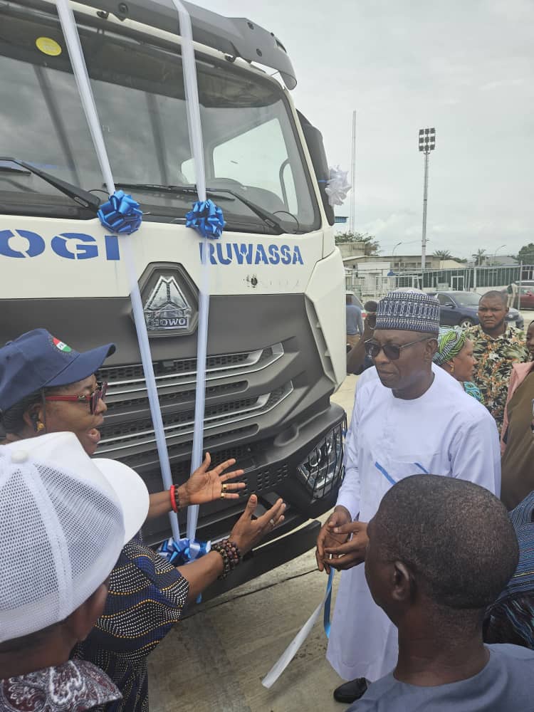 Gov. Ododo Commissions water drilling machine donated to Rural Water ...