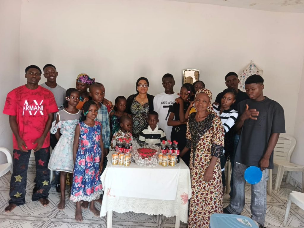 Mrs. Tokunbo Awoniyi Hosts Fun-Filled Christmas Party for Children at ...